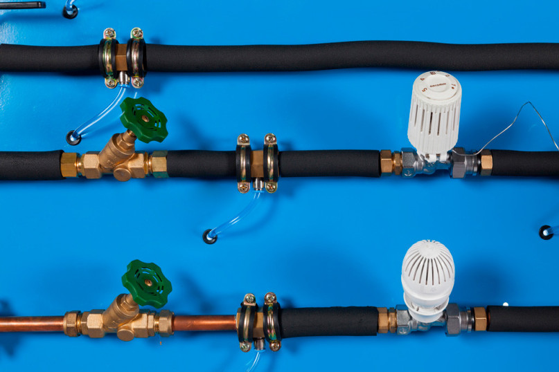 Computer Controlled Unit to Study the Efficiency of a Heating System | EDIBON