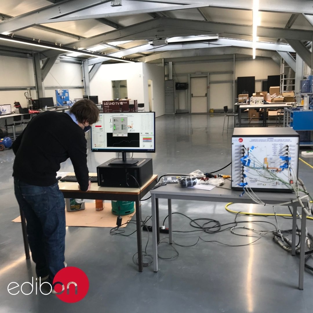 Setting up at ISEC Lisboa - Edibon