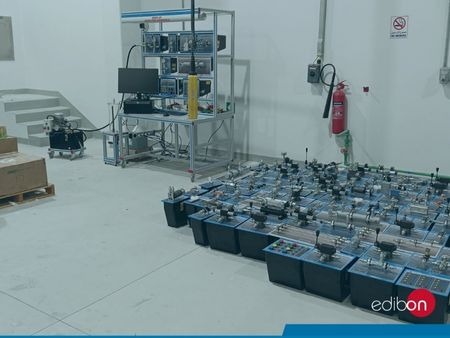 Setting up at Sharjah Ports & Customs Authority - EDIBON